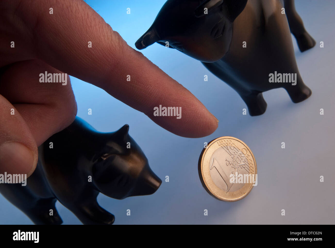 Dividend hi-res stock photography and images - Alamy