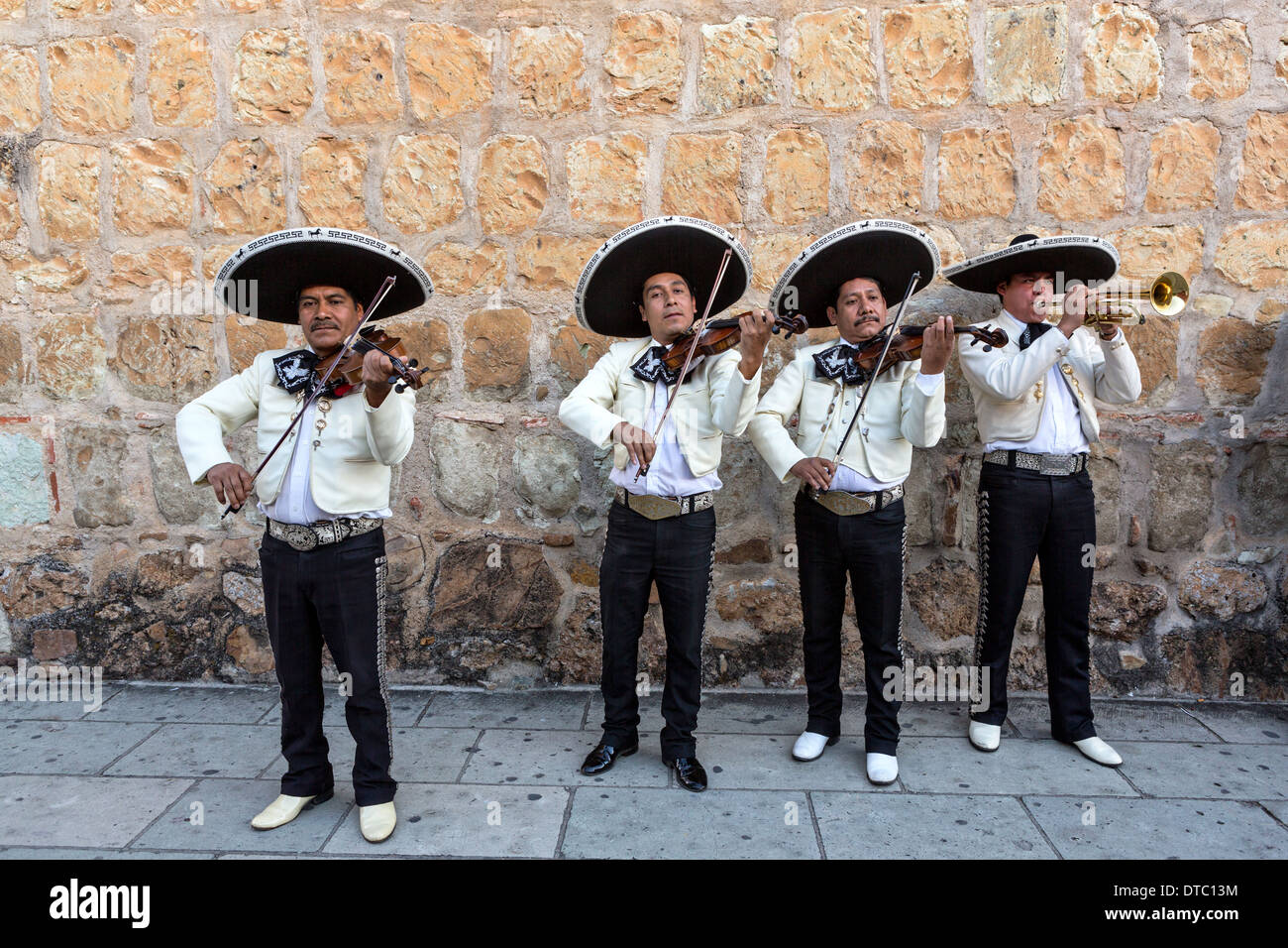 Musicians playing in mariachi band hi-res stock photography and images ...
