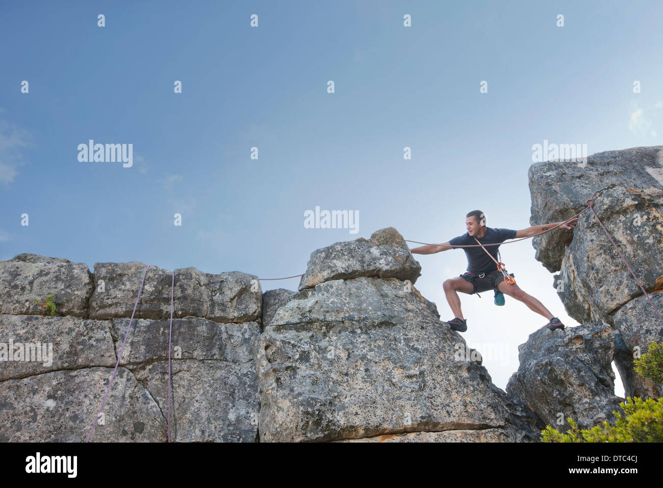 Walking on rope hi-res stock photography and images - Alamy