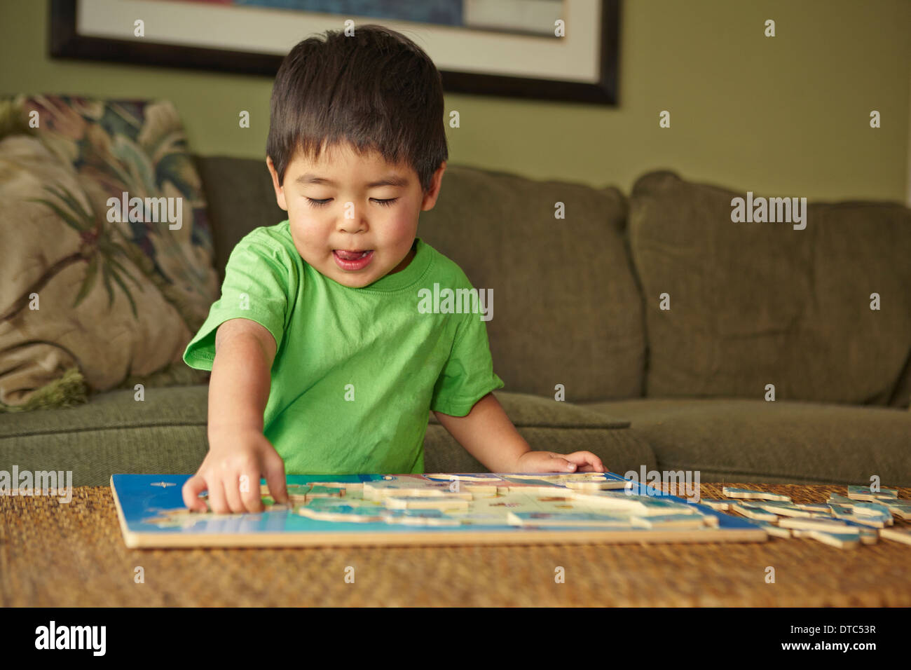 Boy puzzle hi-res stock photography and images - Alamy