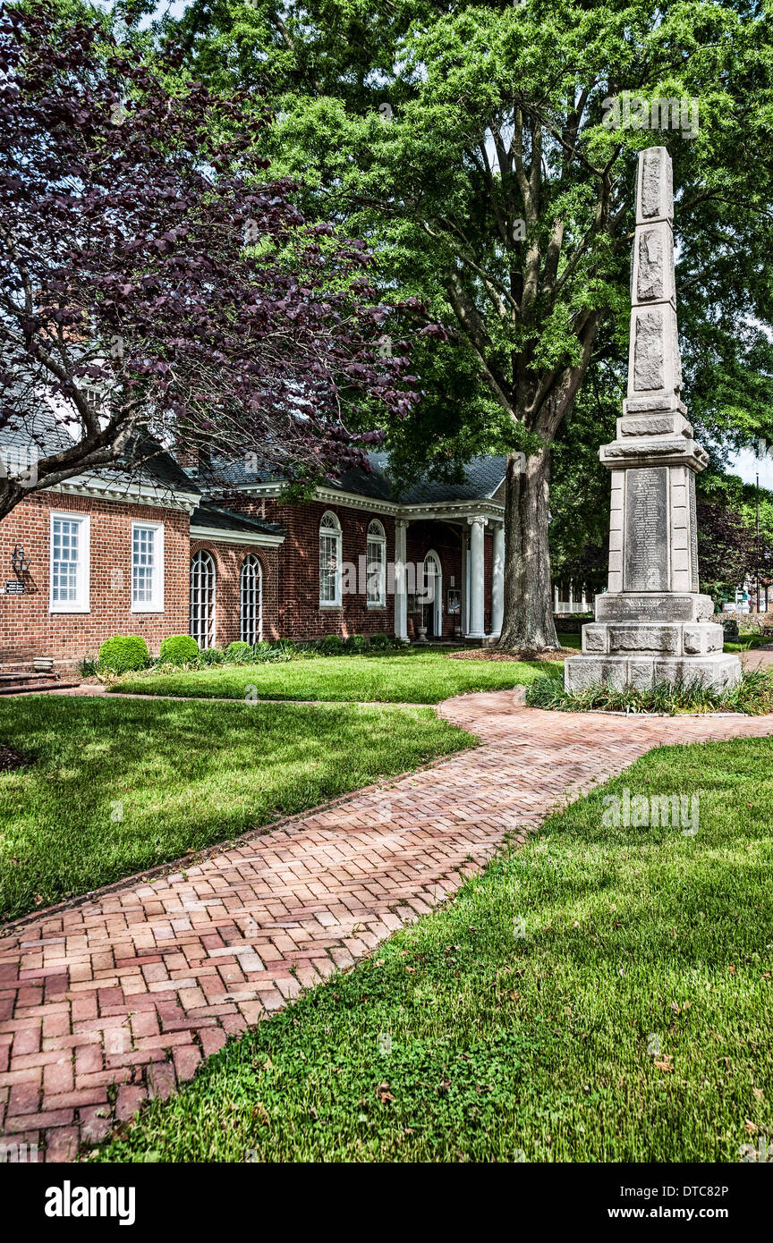 Confederate Monument, Gloucester Courthouse Circle, Gloucester ... Confederate Monument, Gloucester Courthouse Circle, Gloucester ...
