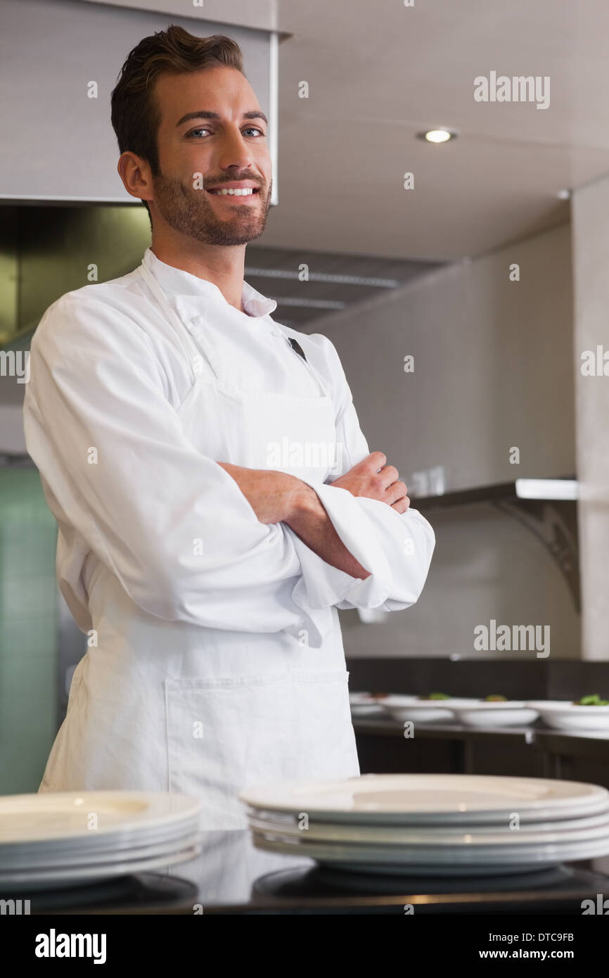 Chef behind restaurant counter hi-res stock photography and images - Alamy