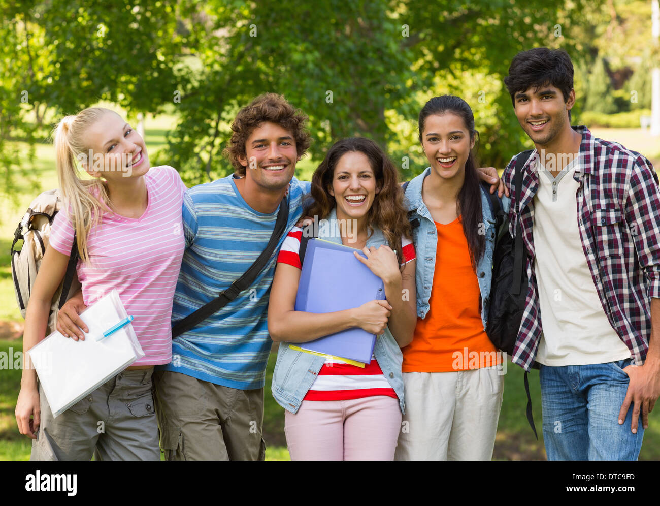 Portrait group female college students hi-res stock photography and ...