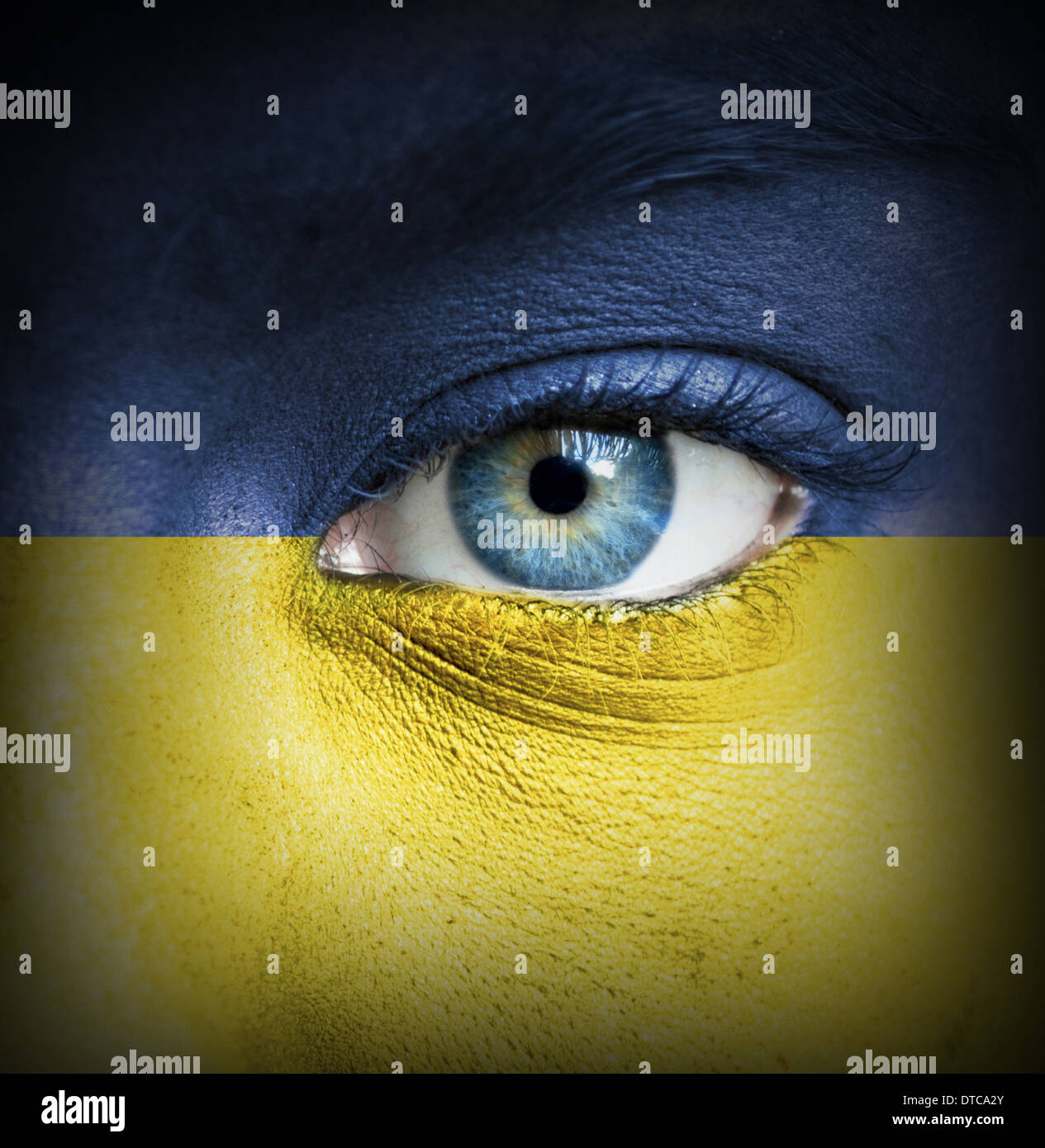 Woman face painted flag ukraine hi-res stock photography and images - Alamy