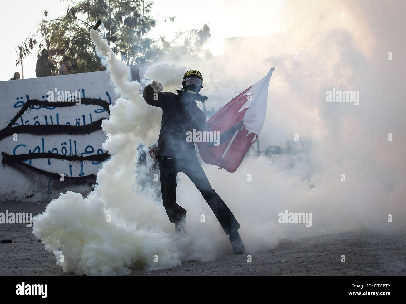 Bahraini protests 2014 hi-res stock photography and images - Alamy