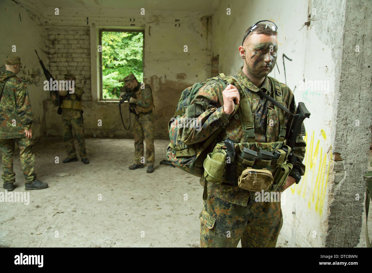 Illkirch- Grafenstaden, France, soldiers of JgBtl 291 at a ...