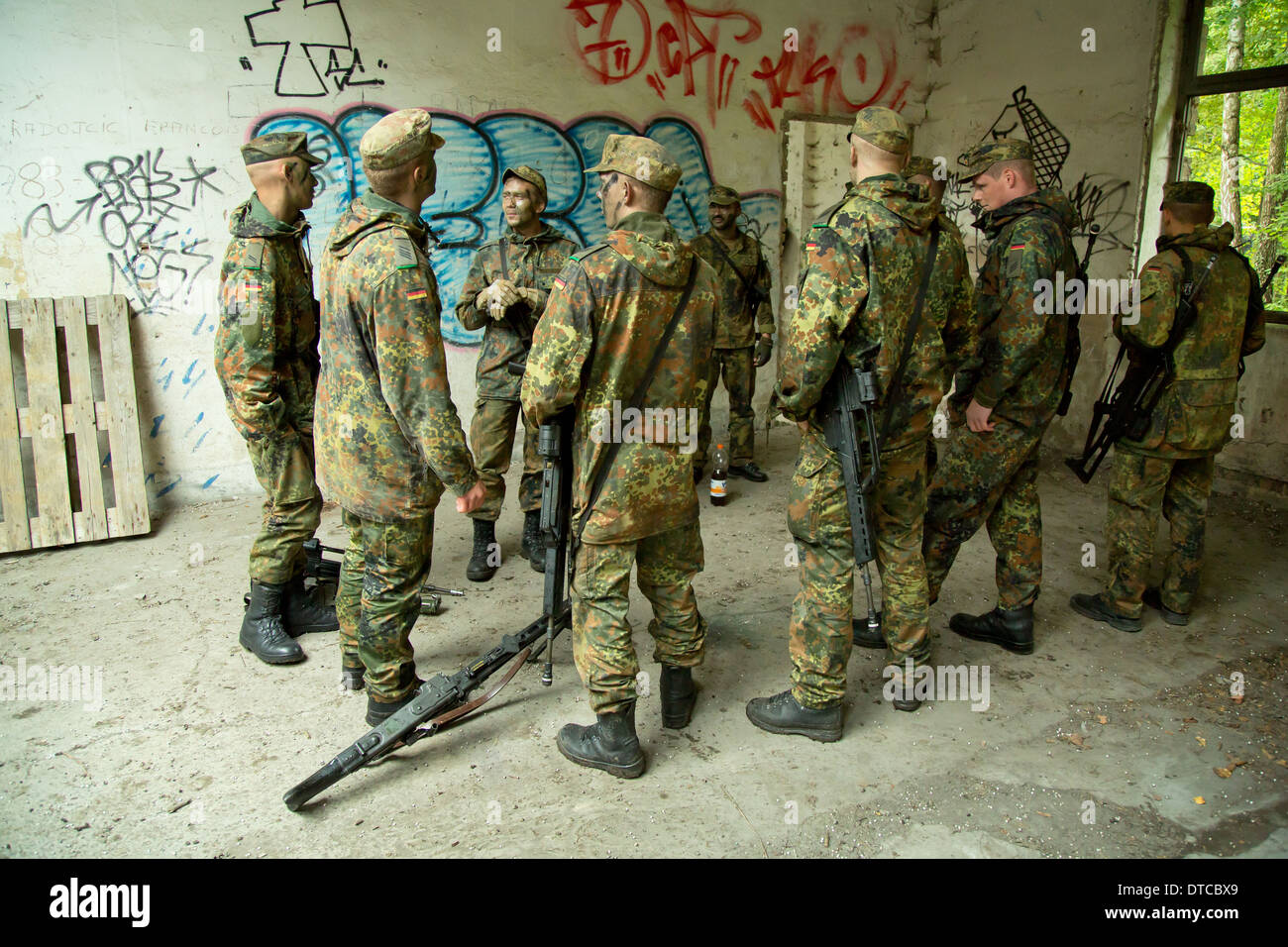 Illkirch- Grafenstaden, France, soldiers of JgBtl 291 at a ...