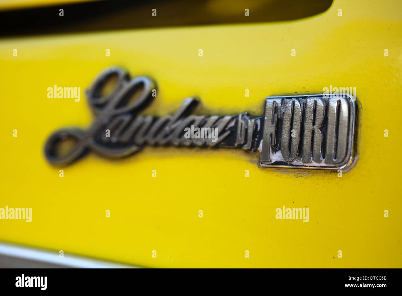 Landau car logo Stock Photo - Alamy