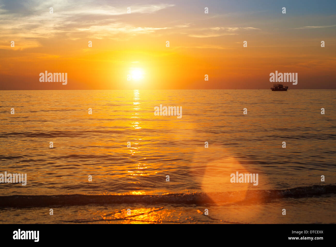 Beautiful sunset over ocean Stock Photo - Alamy