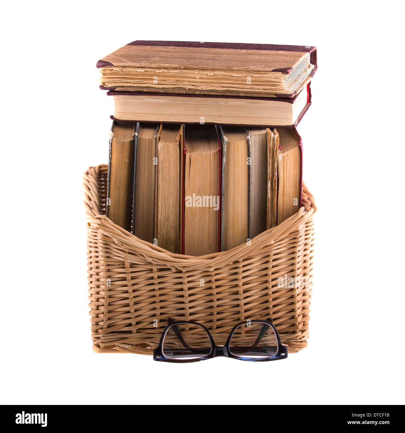 Old basket books hi-res stock photography and images - Alamy