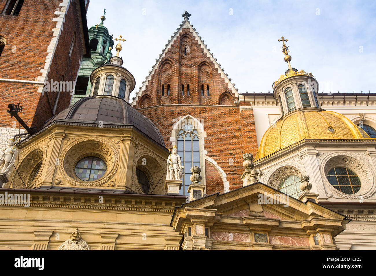 Gothic cathedral cracow hi-res stock photography and images - Alamy