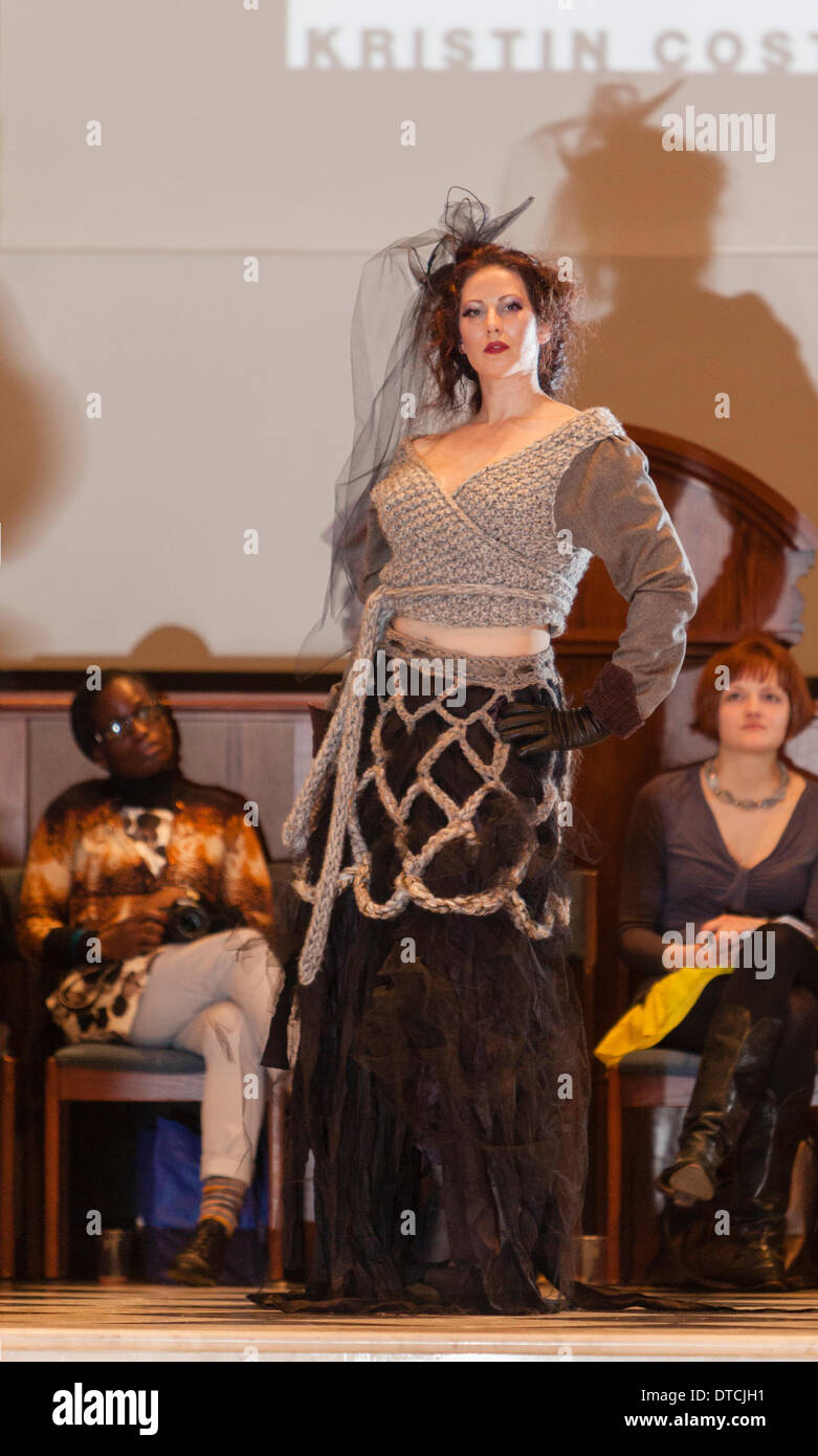 New York Fashion Week. Fashion show February, 13 in Holy Apostles ...