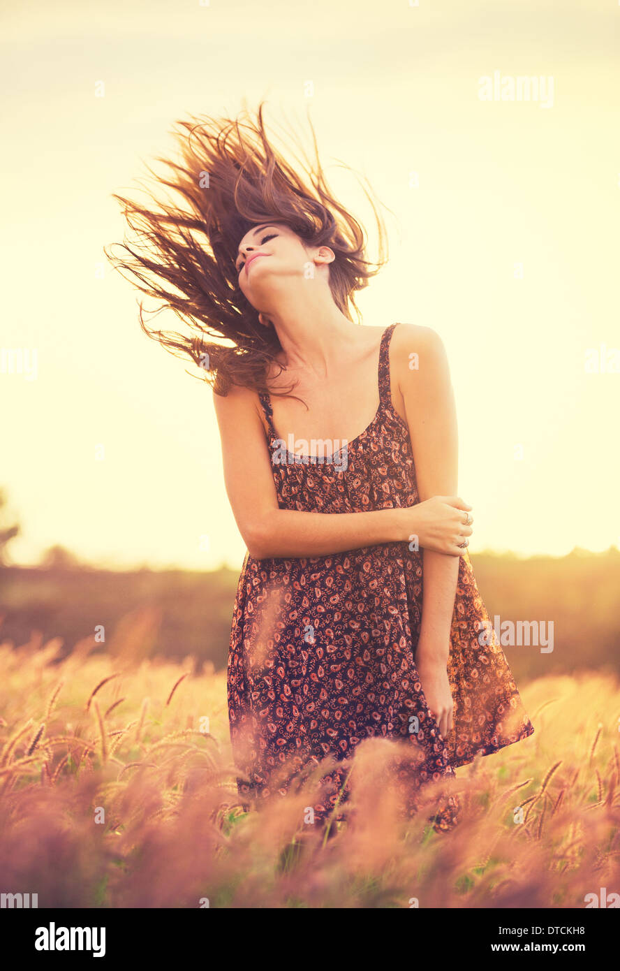 Dress blowing in wind hi-res stock photography and images - Alamy