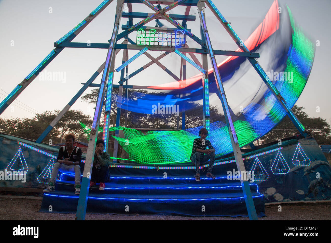 Myanmar festival lights hi-res stock photography and images - Alamy