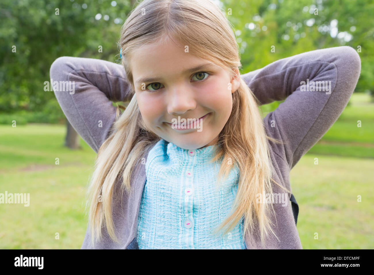Close up pretty smiling girl hi-res stock photography and images - Alamy