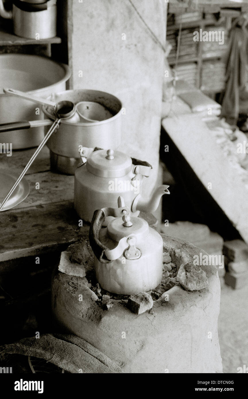 Indian tea stall hi-res stock photography and images - Alamy