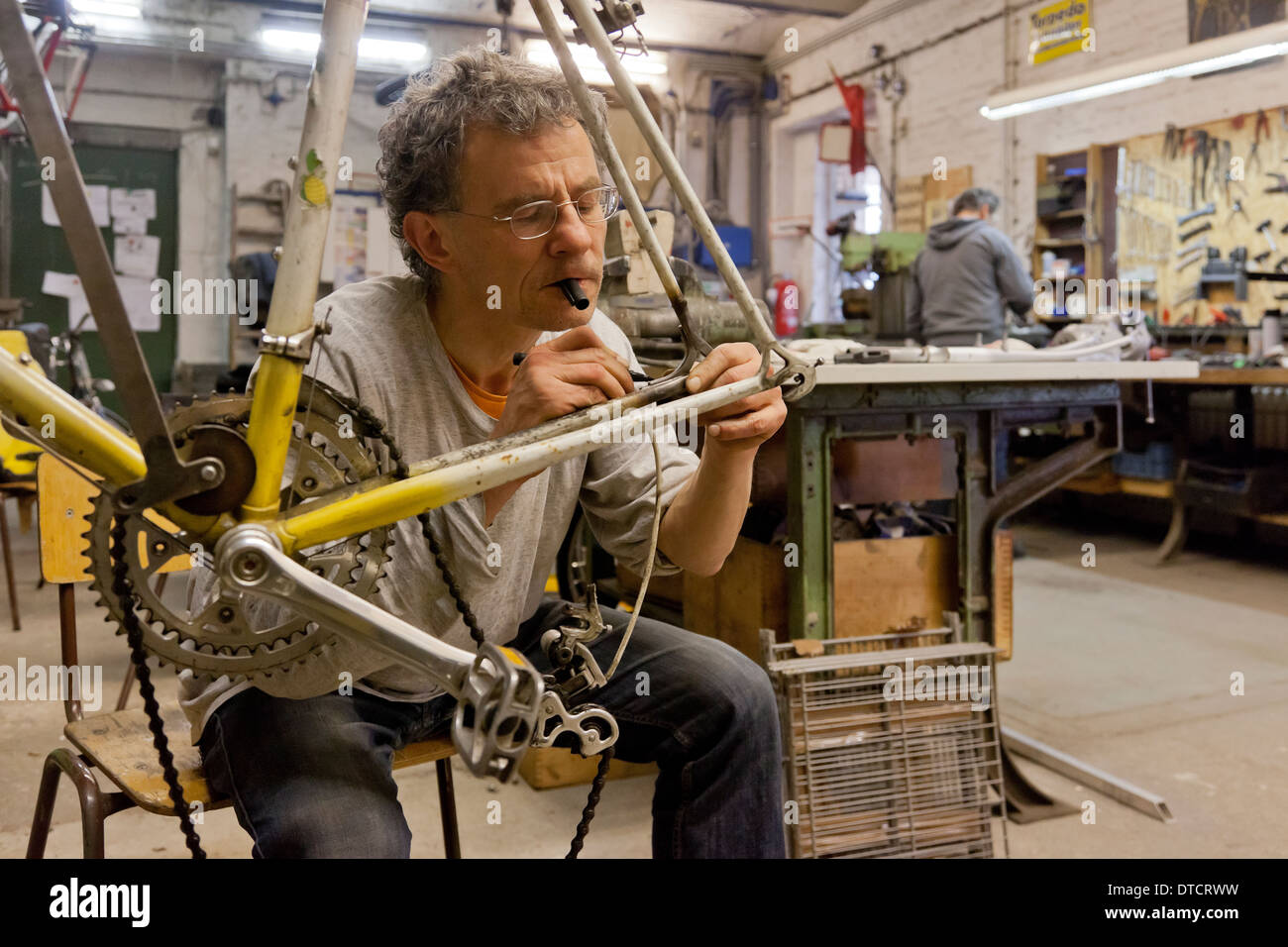 Berlin, Germany, bicycle frame building in the workshop of Ostrad Stock ...