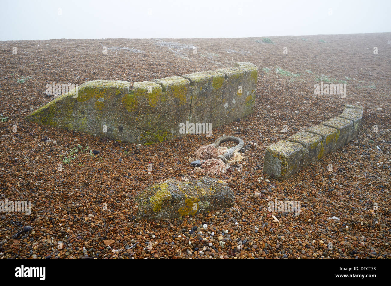 Ww2 gun hi-res stock photography and images - Alamy