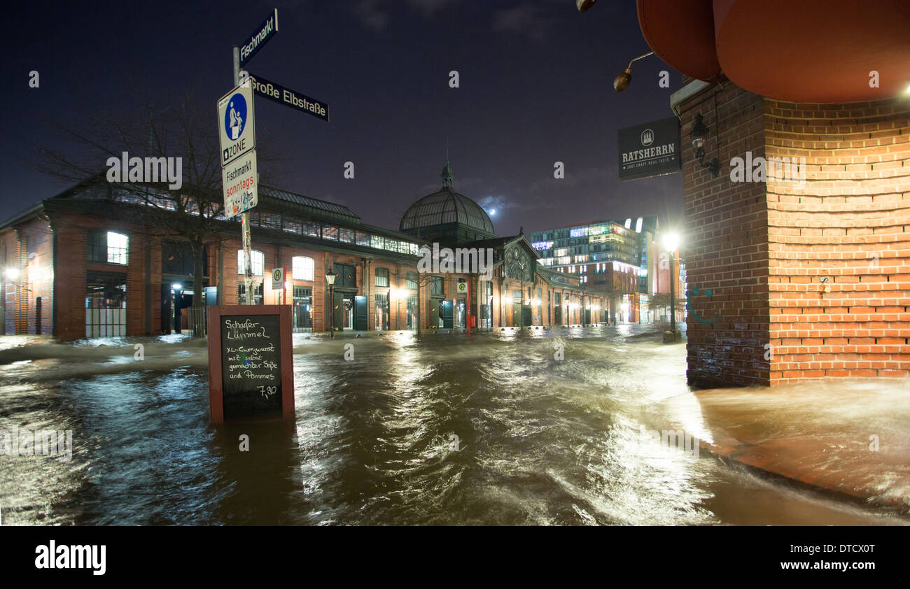 Hamburg, Germany, Fish Auction Hall and fishing port on the Elbe under ...