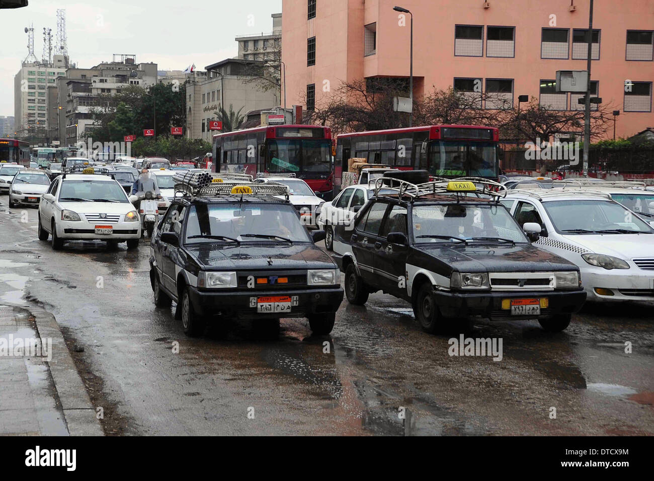 Rain in cairo hi-res stock photography and images - Alamy