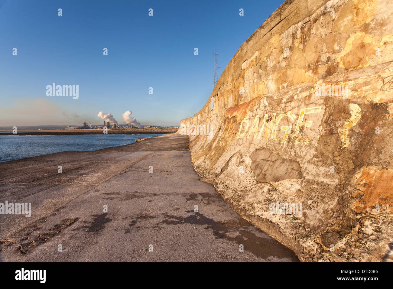 Lighthouse at the South Gare, Redcar, Cleveland, England Stock Photo ...