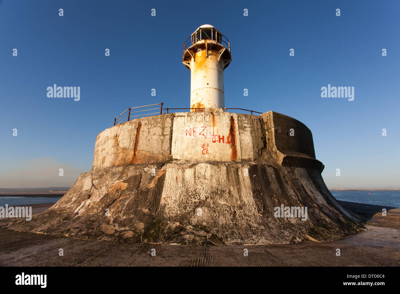 Lighthouse at the South Gare, Redcar, Cleveland, England Stock Photo ...