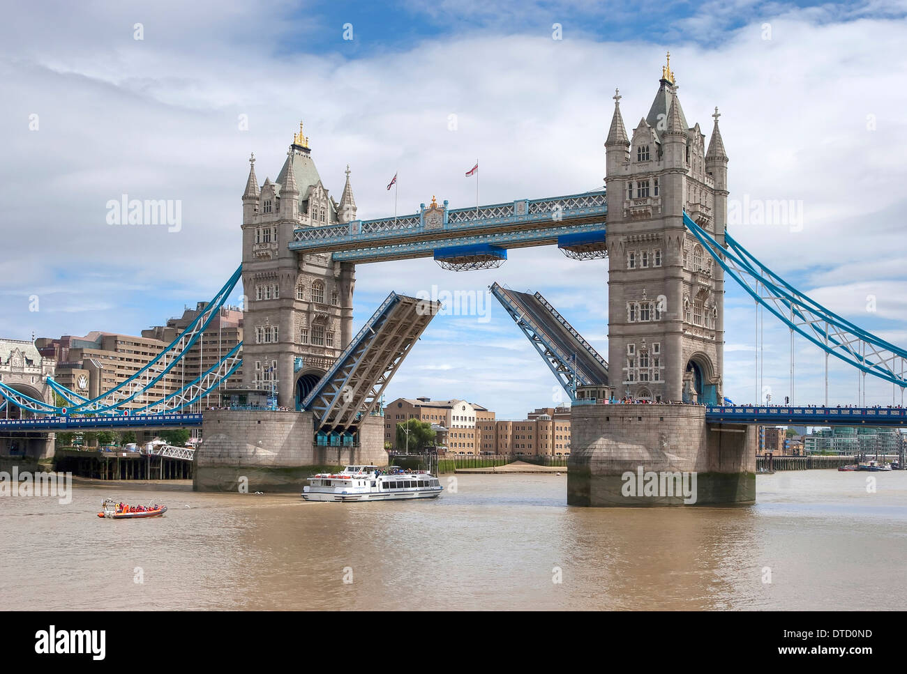Tower bridge open hi-res stock photography and images - Alamy