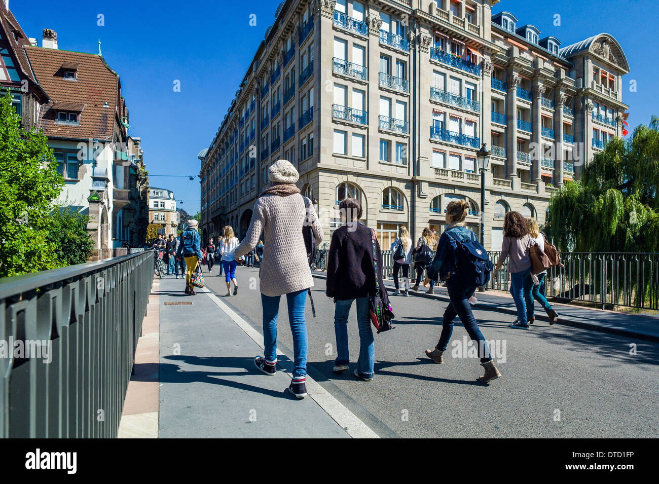 Group of girls strasbourg hi-res stock photography and images - Alamy