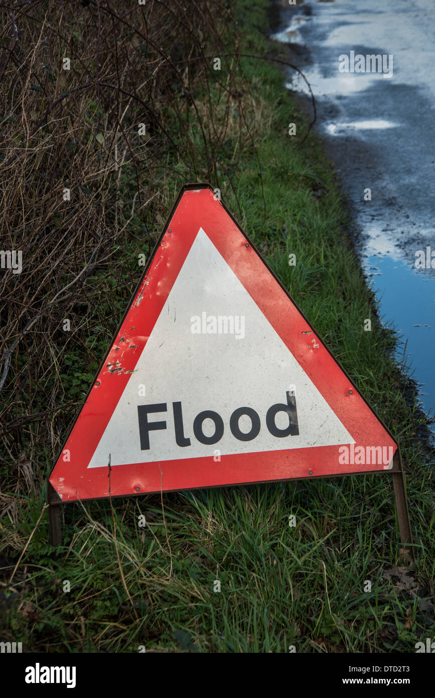 Flood sign hi-res stock photography and images - Alamy