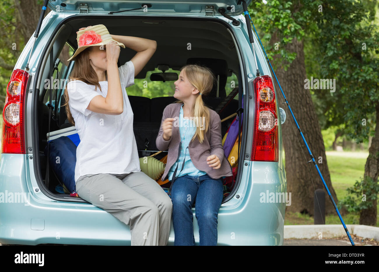Mother daughter outing hi-res stock photography and images - Alamy