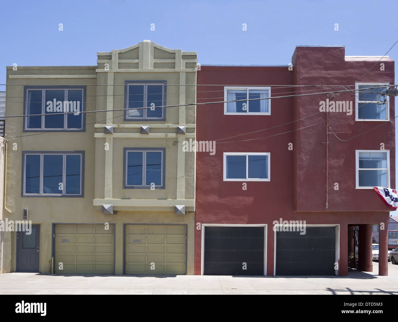 Row houses hi-res stock photography and images - Alamy