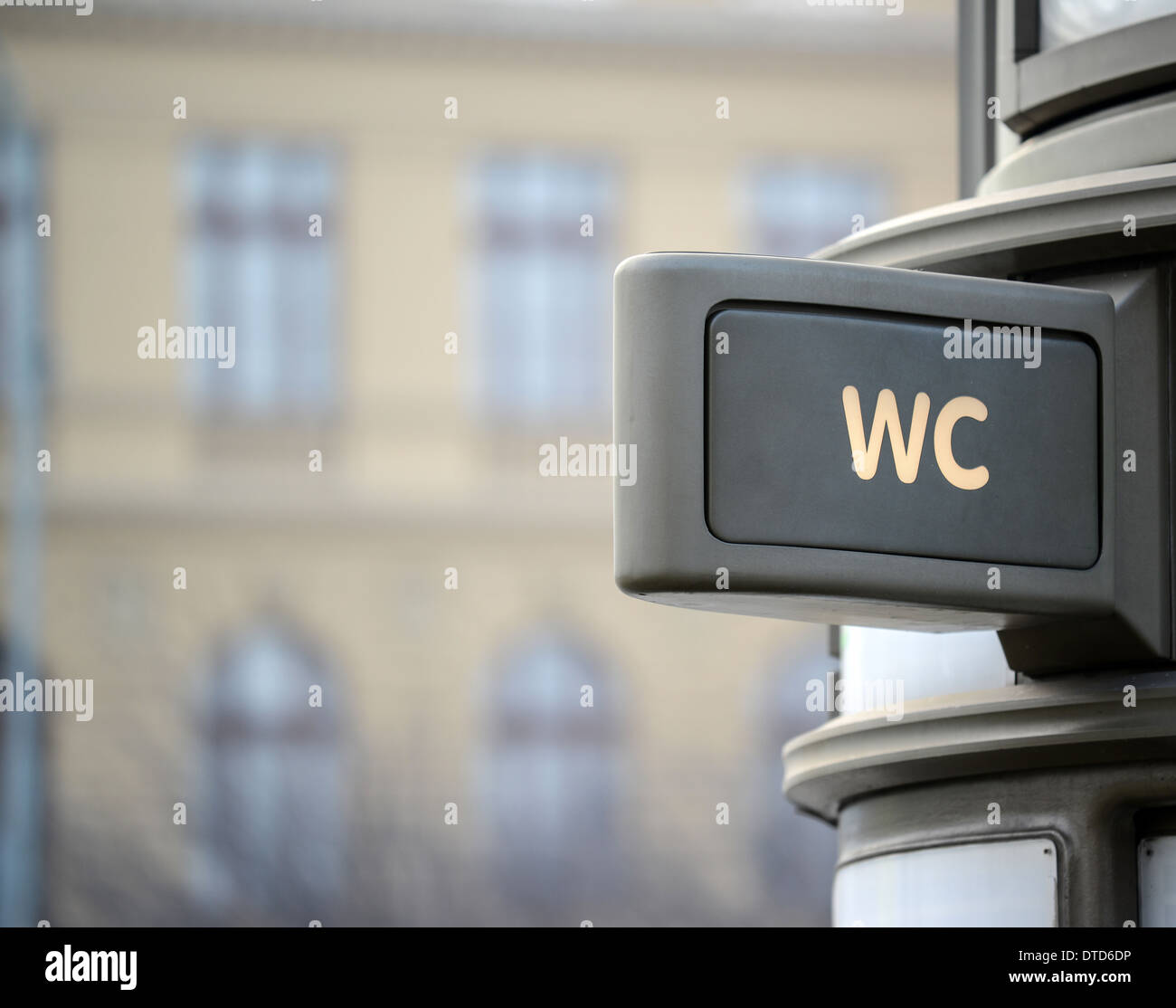 Rest stop toilet hi-res stock photography and images - Alamy