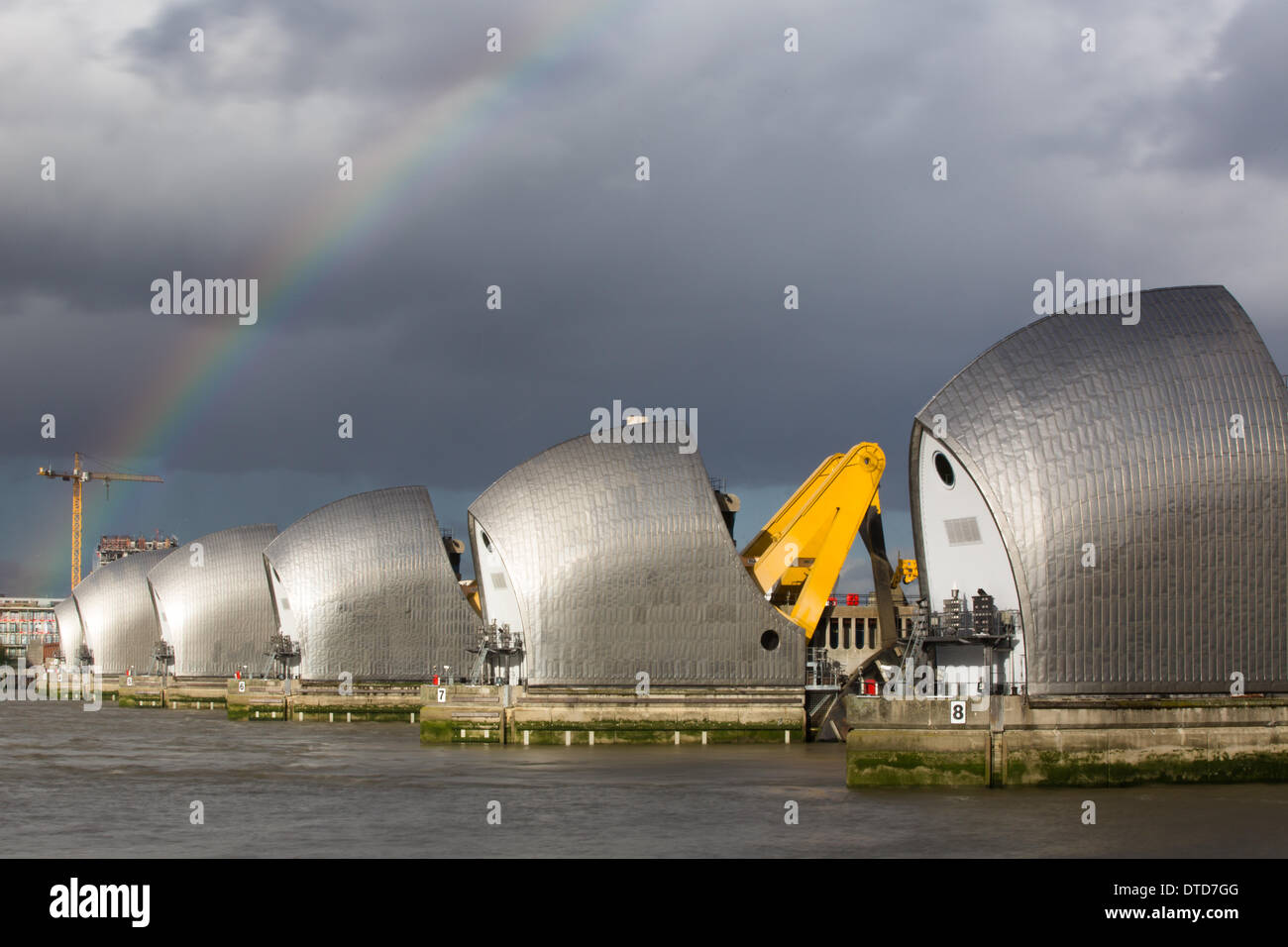 Protect london from flooding hi-res stock photography and images - Alamy