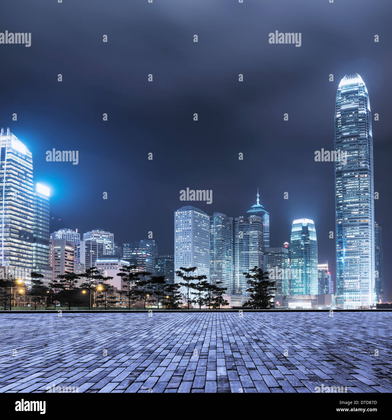The city square at night Stock Photo - Alamy