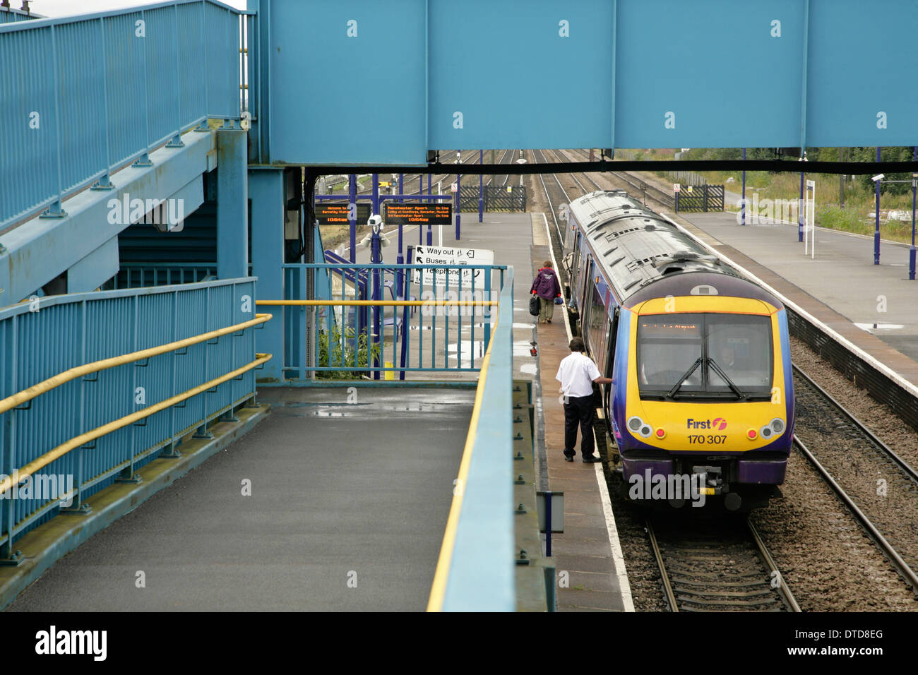 First Transpennine Trains Class 170 diesel multiple unit train at ...