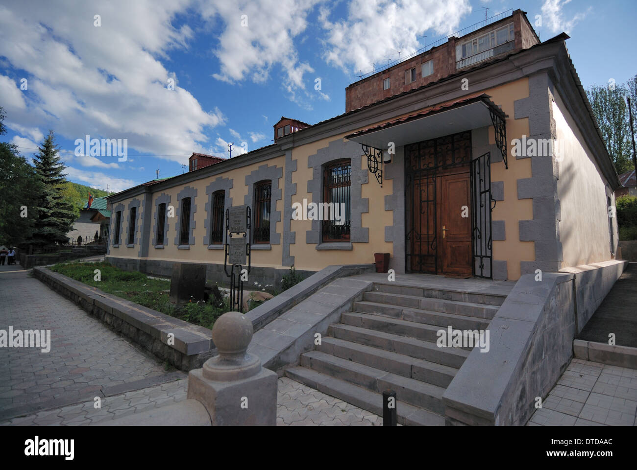 Basalt facade hi-res stock photography and images - Alamy
