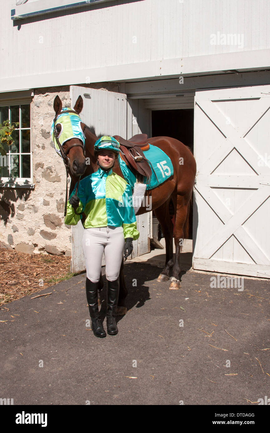 Female horse racing jockey hi-res stock photography and images - Alamy