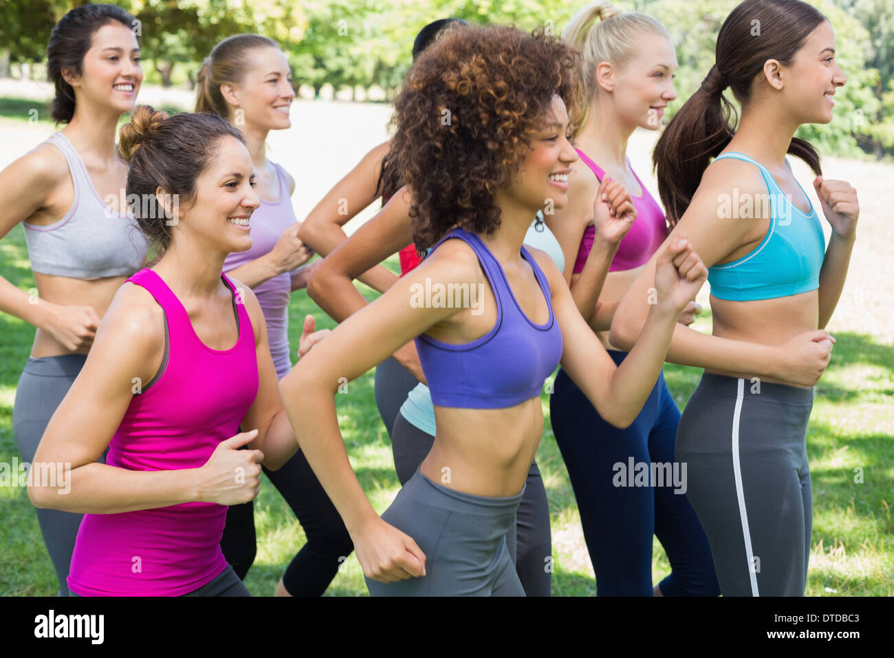 Women jogging hi-res stock photography and images - Alamy