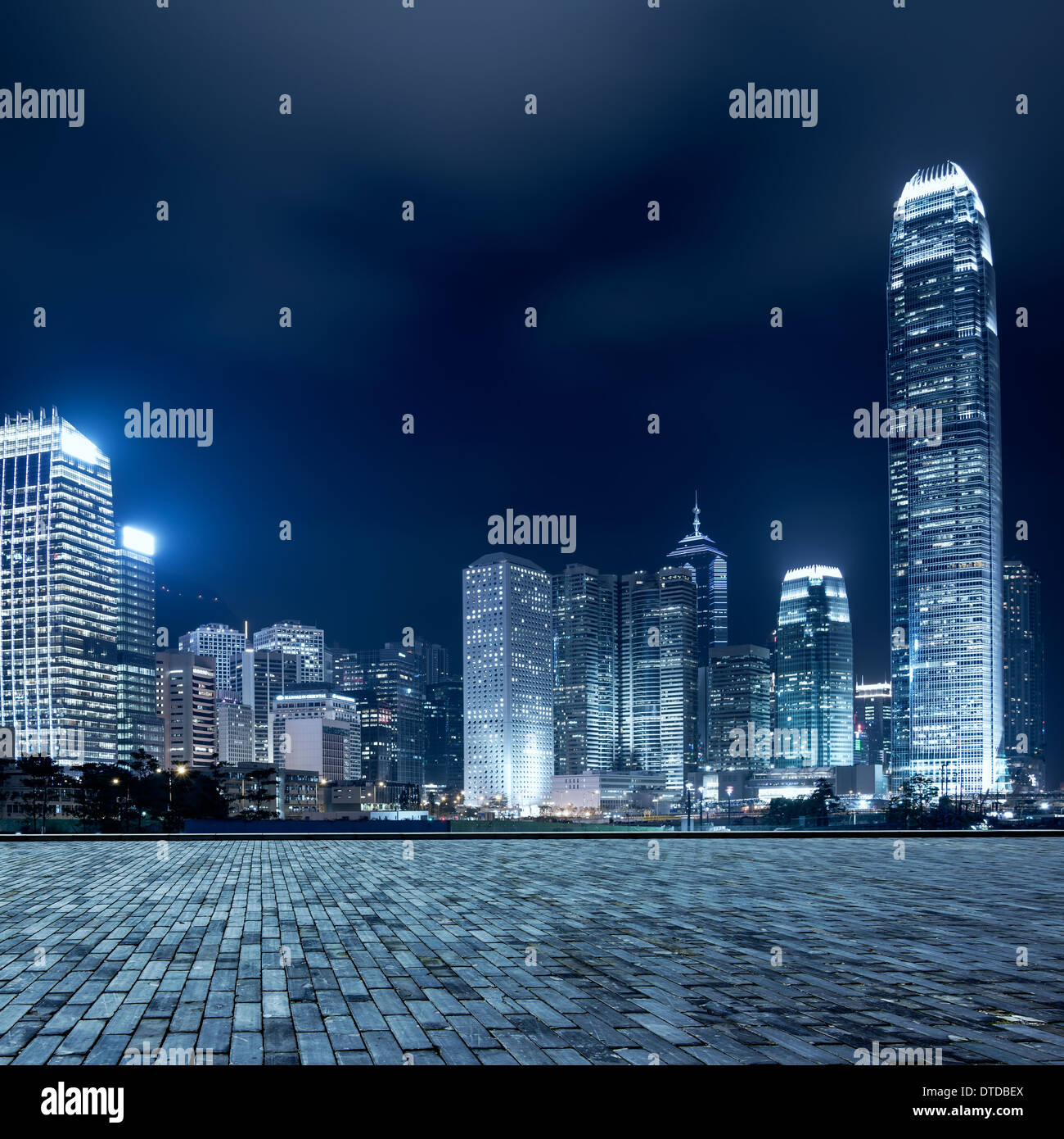 The city square at night Stock Photo - Alamy