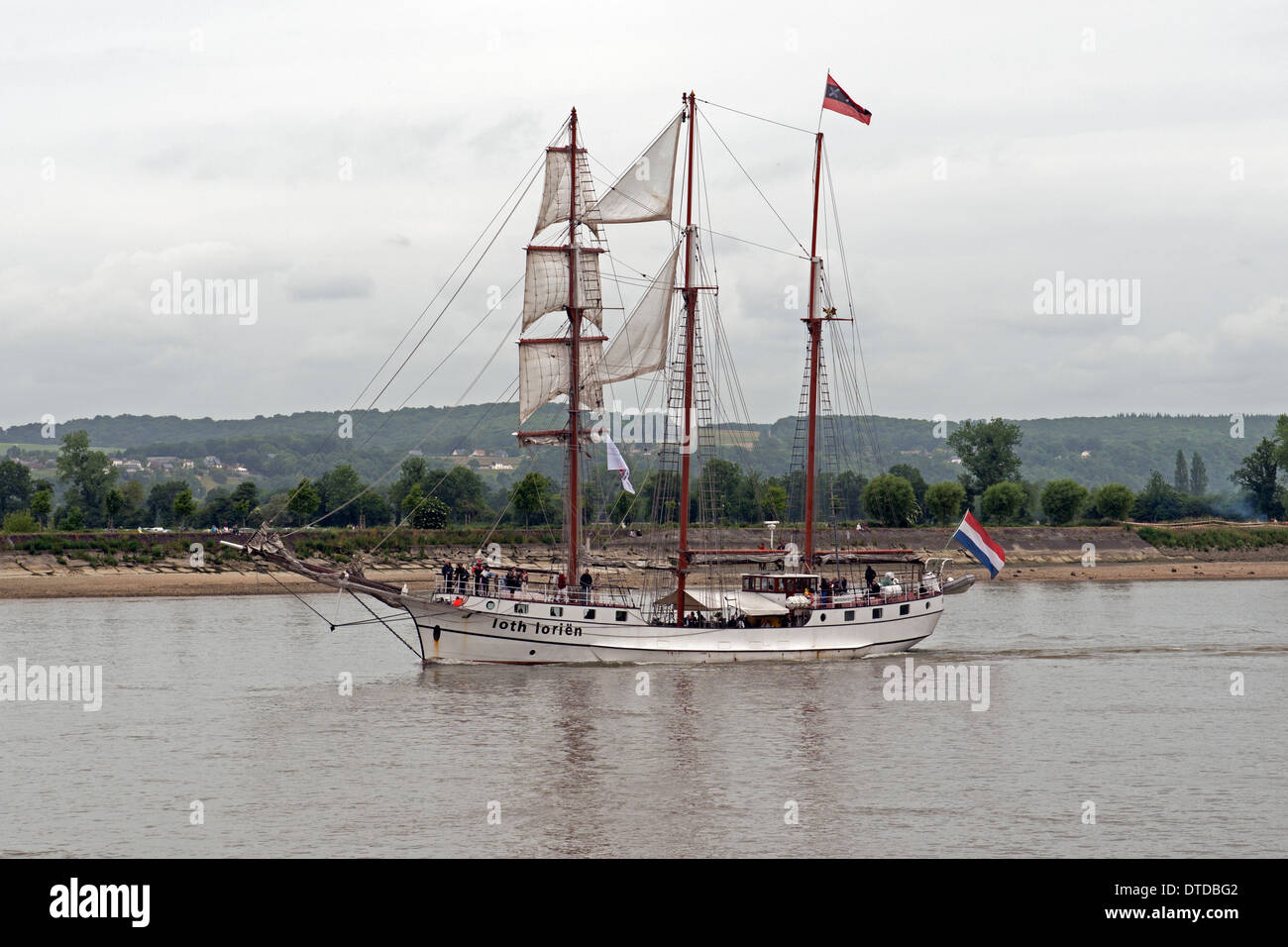 The loth lorien hi-res stock photography and images - Alamy