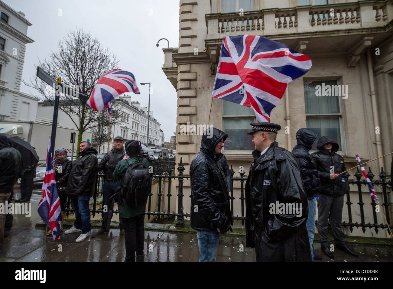 Britain First street defence movement counter-protest radical Islamists ...
