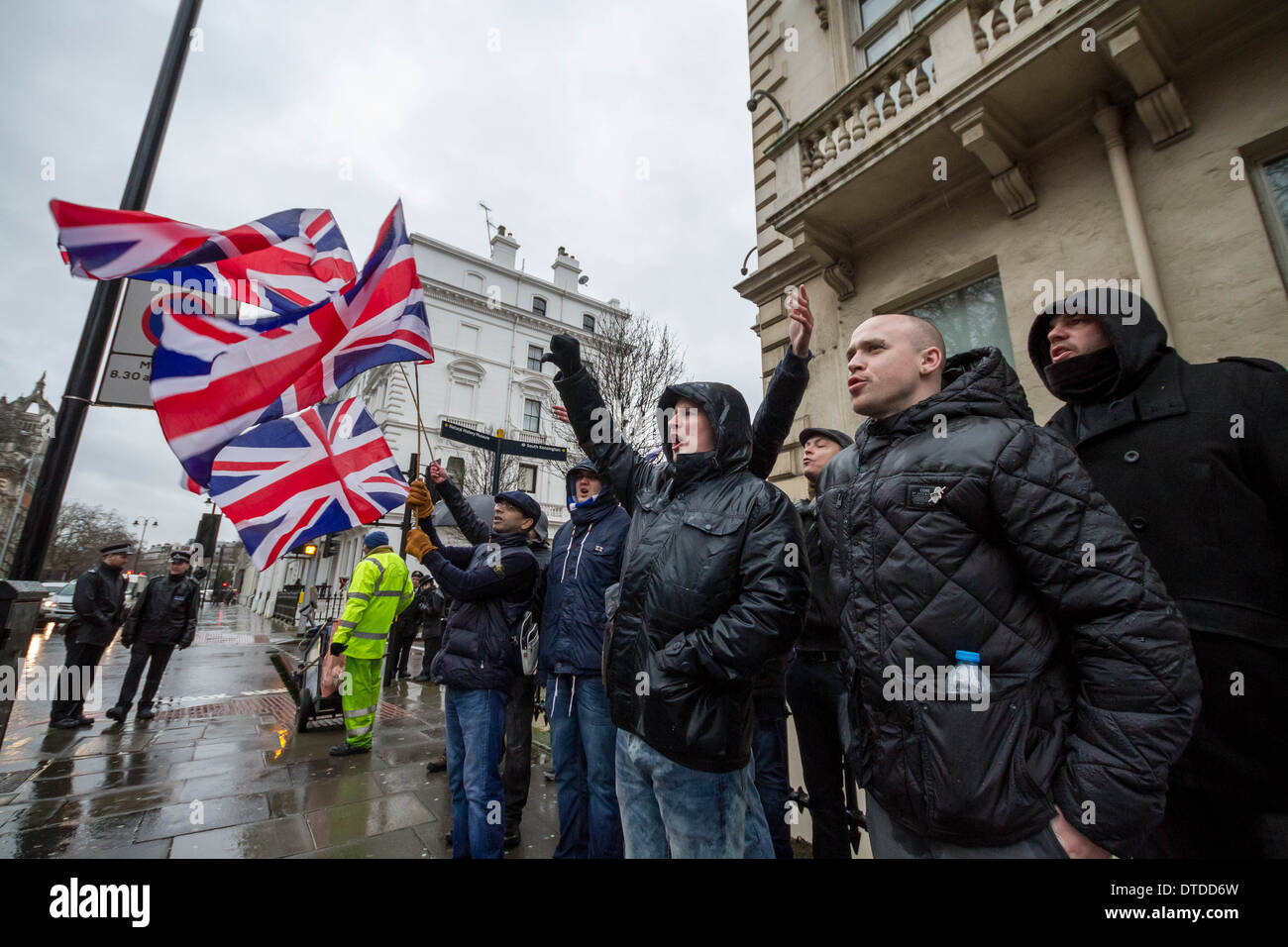 Britain First street defence movement counter-protest radical Islamists ...