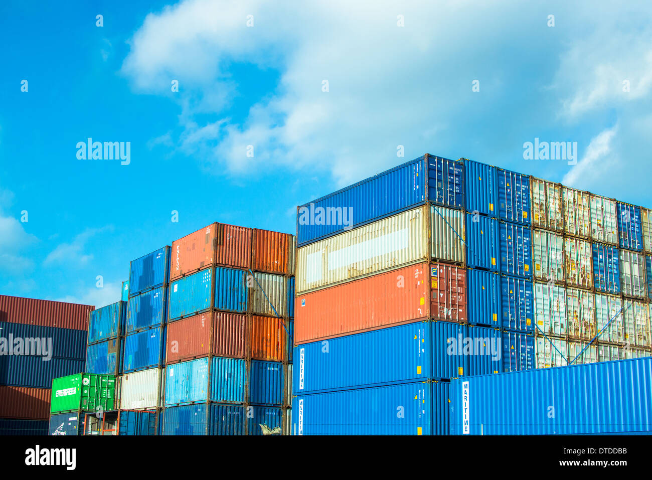Container storage hi-res stock photography and images - Alamy