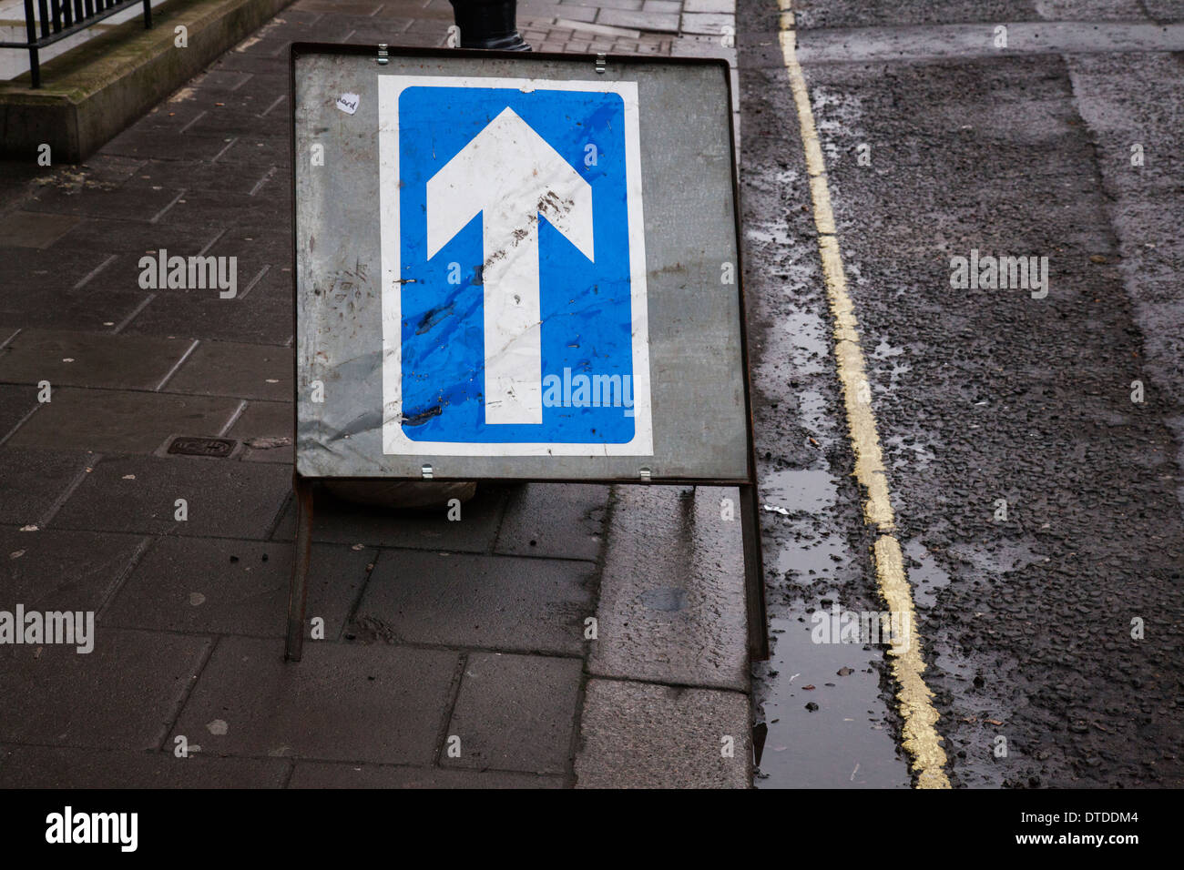 One Way Sign Uk High Resolution Stock Photography and Images - Alamy