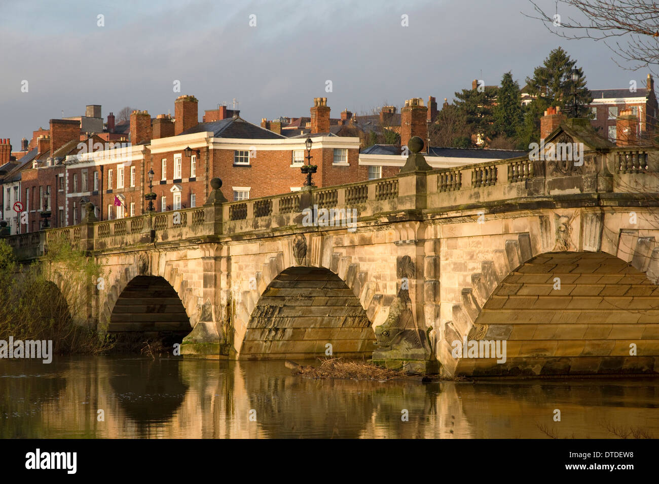 English Bridge over River Severn, Shrewsbury, Shropshire, England, UK ...