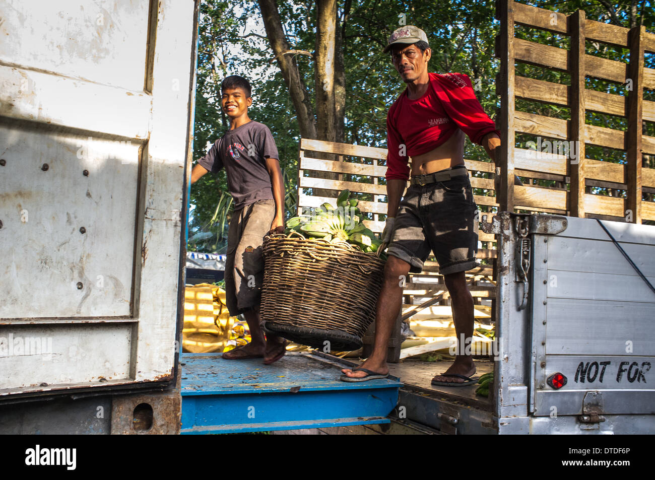 loading trucks bananas, Puerto Princesa, Palawan, Philippines Stock ...