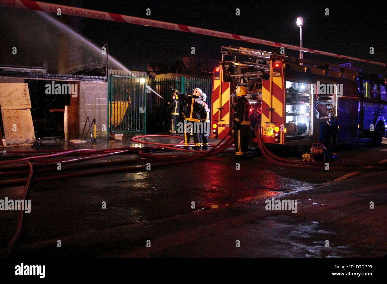 London, UK. 16th February 2014. 100 Firefighters tackle a warehouse ...