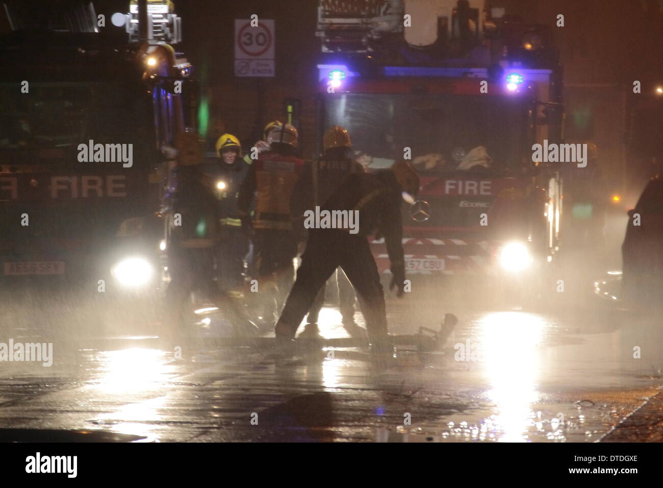 London, UK. 16th February 2014. 100 Firefighters tackle a warehouse ...