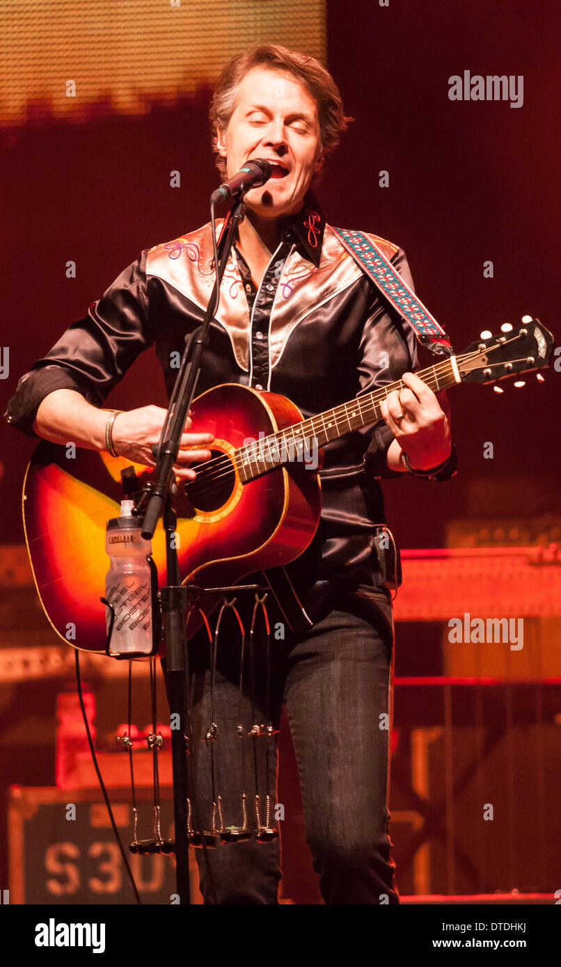 Jim cuddy hi-res stock photography and images - Alamy