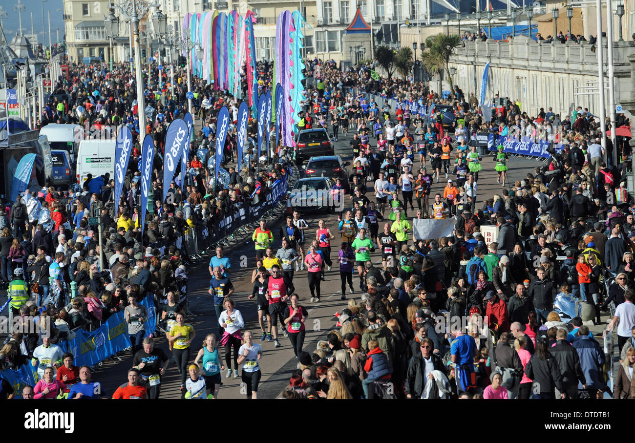 Half marathon finish line hi-res stock photography and images - Alamy